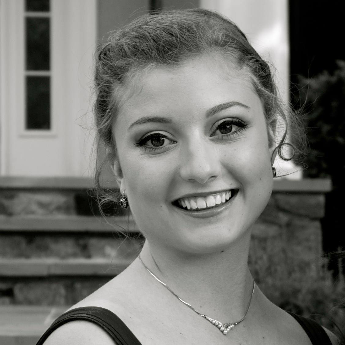 Dancing on the Edge 2018 introduces new intern | Dancing on the Edge